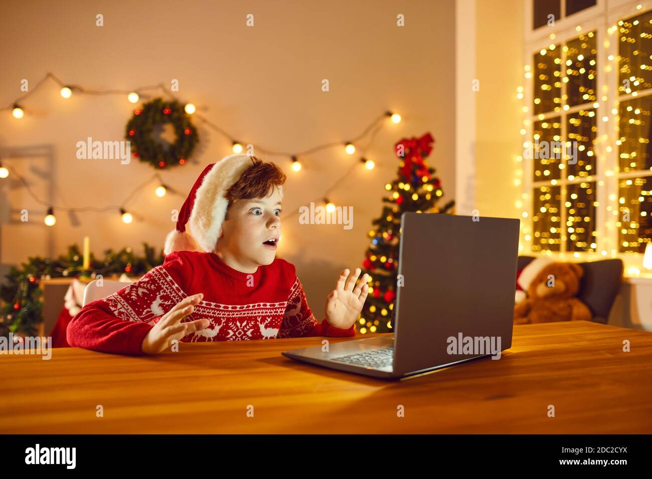Real santa claus hi-res stock photography and images - Alamy