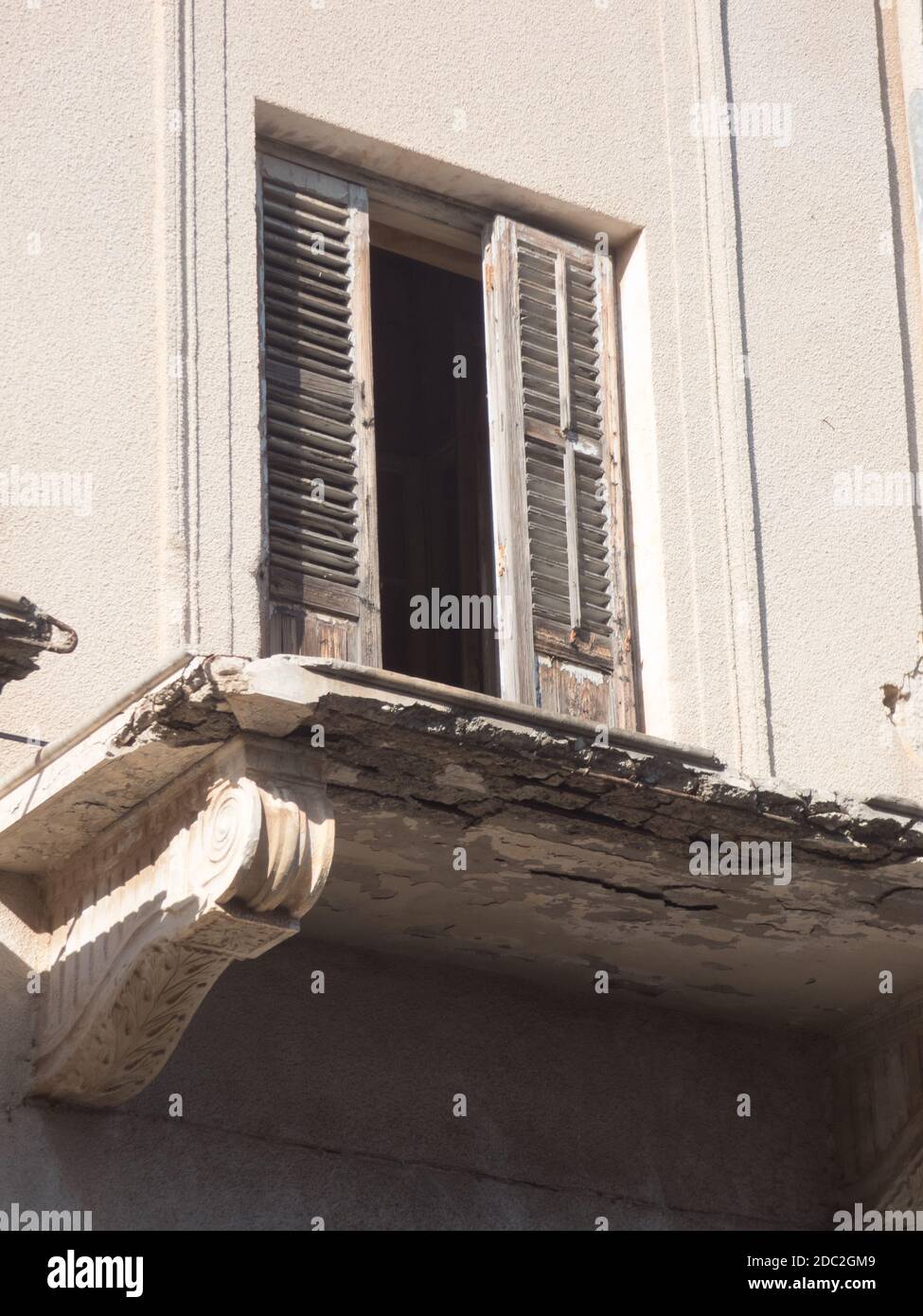 From holiday paradise, to ghost town, Varosha, the Cypriot forbidden ...