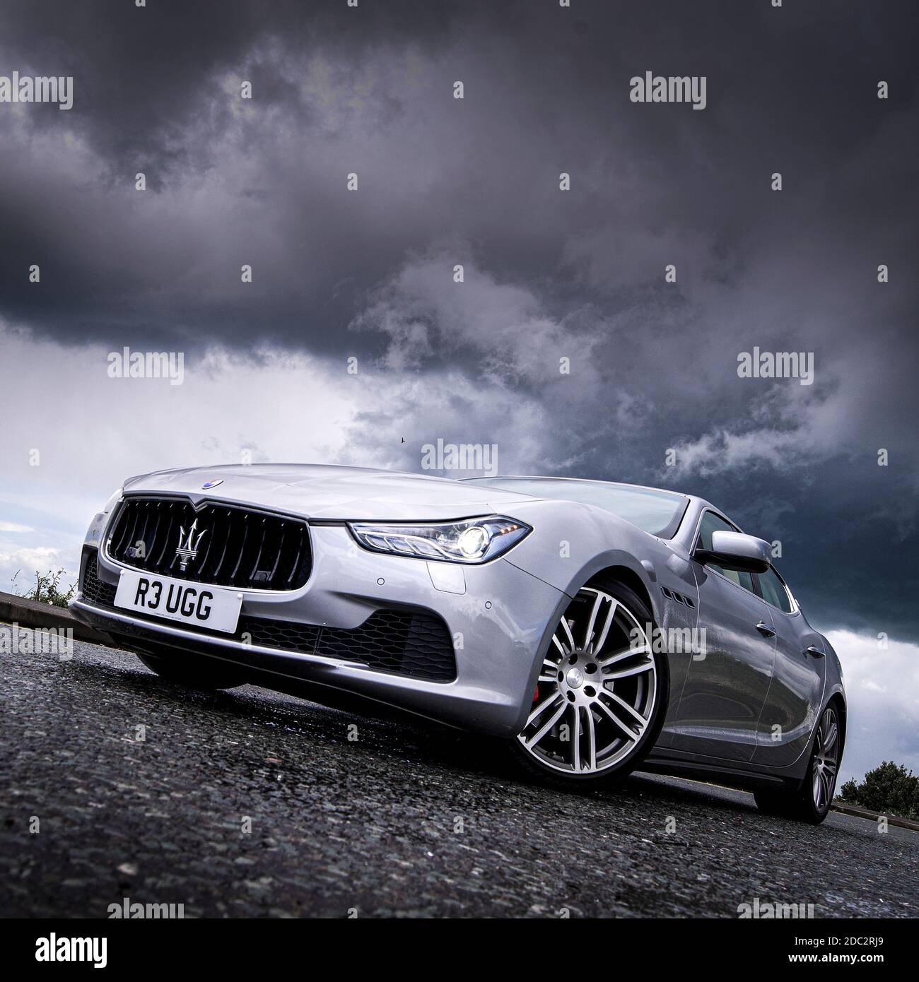 Grey Maserati Ghibli luxury sports saloon car Stock Photo - Alamy