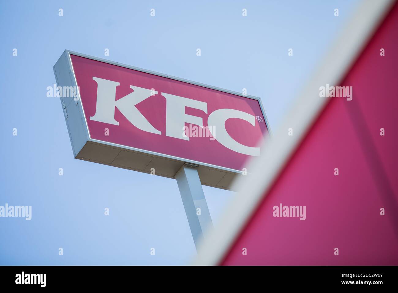 Kfc logo image hi-res stock photography and images - Alamy