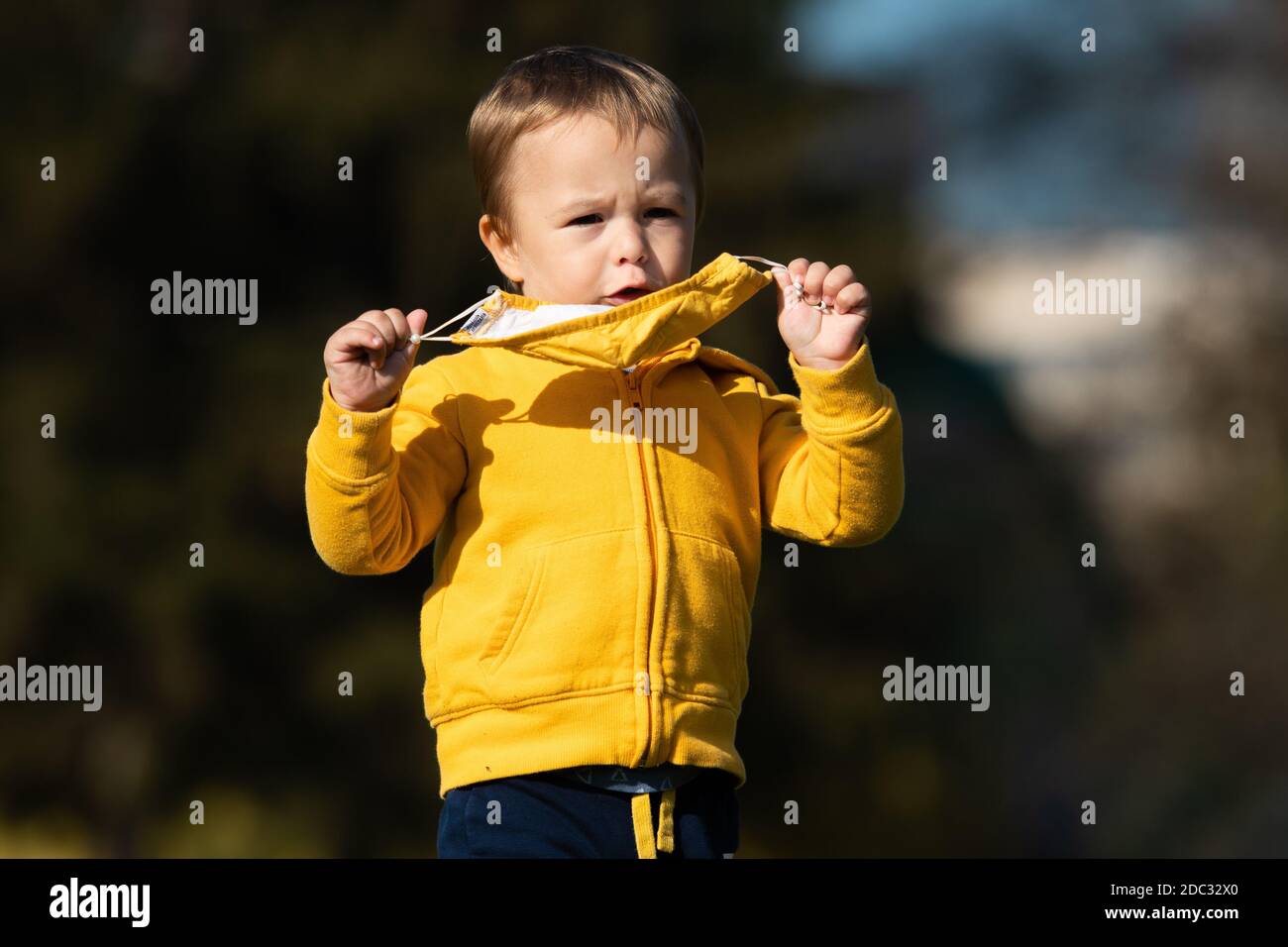 Boy wearing a mask hi-res stock photography and images - Alamy