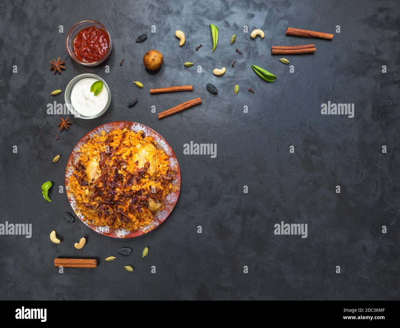 Chicken Makbous Al-Thahera, traditional food in Arabian region Stock ...