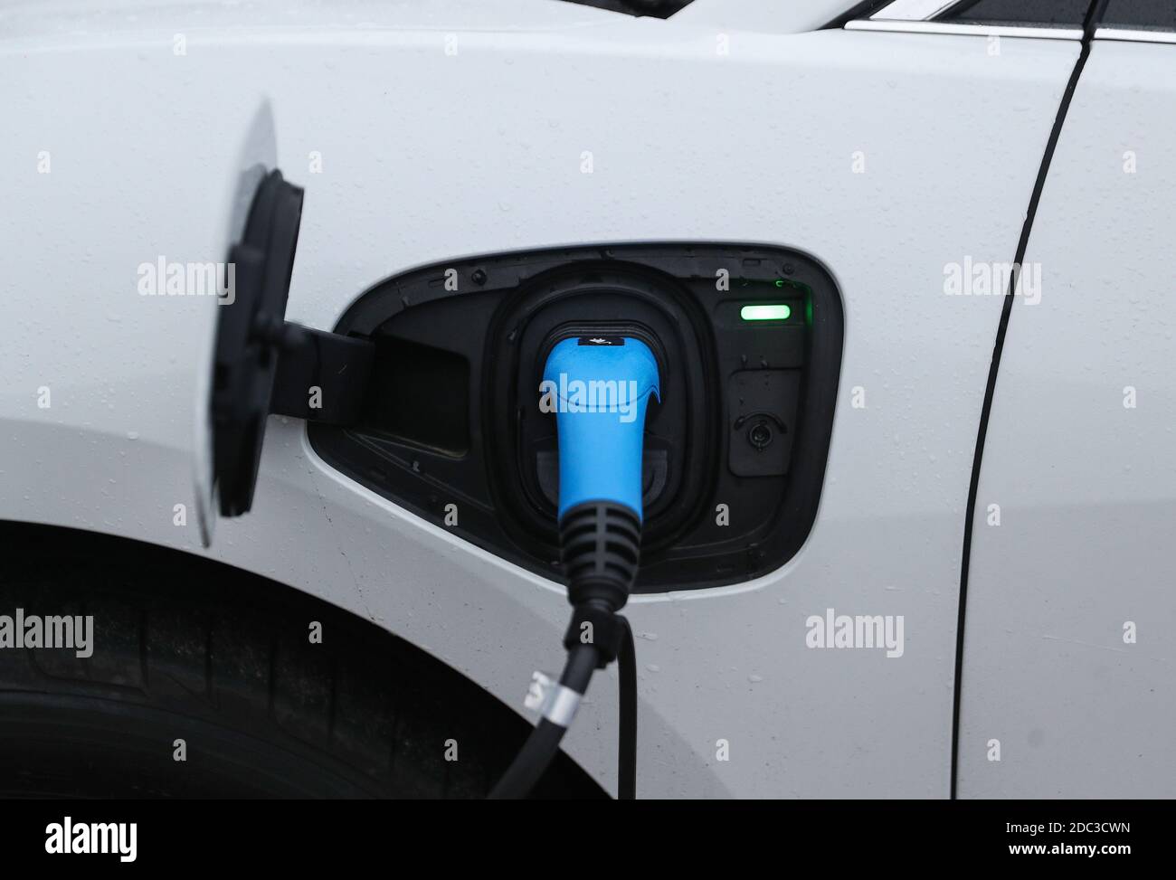 Electricity ampics hi-res stock photography and images - Alamy