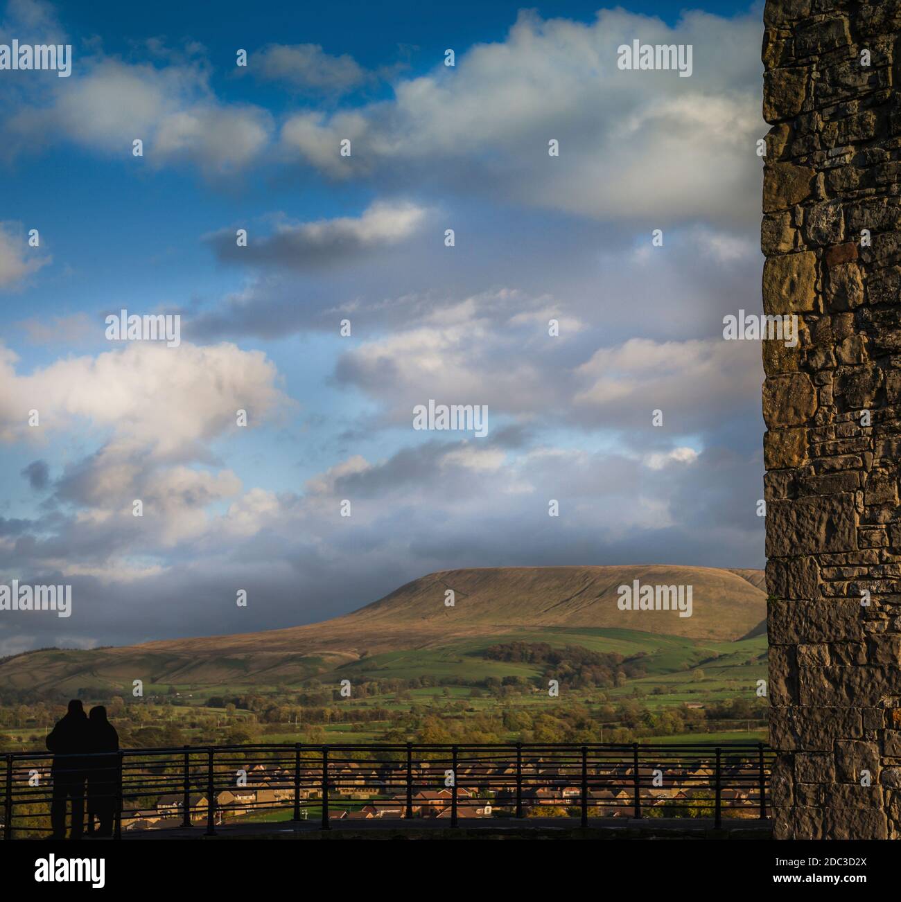 Pendle hill witch hi-res stock photography and images - Alamy