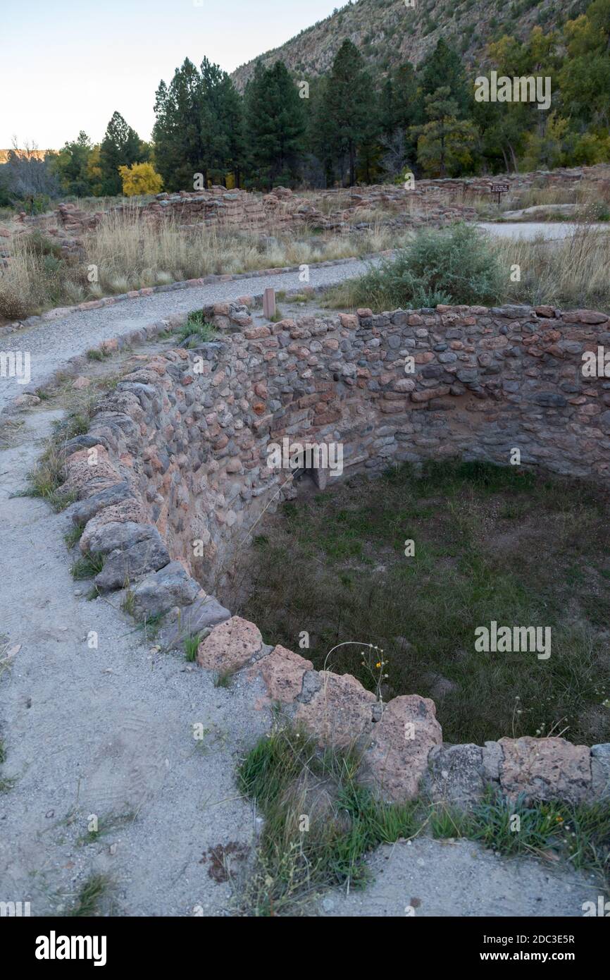 A round subterranean structure built by the Pueblo people called a Kiva ...
