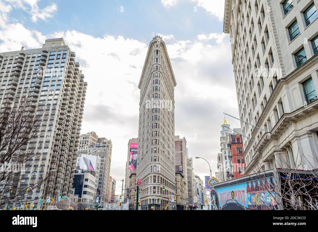 Historic Flatiron Building, Triangular 22 Story Steel Framed Landmark ...