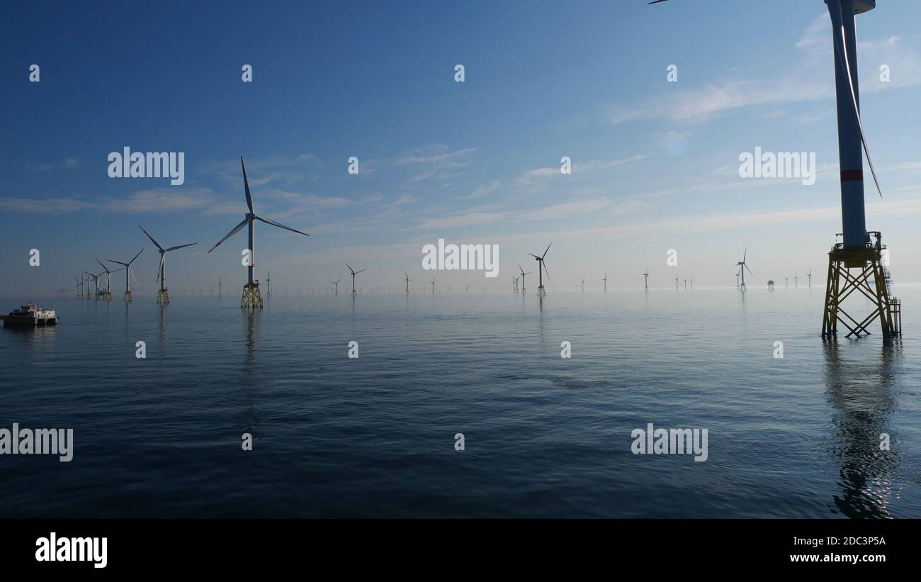 Wind trubines hi-res stock photography and images - Alamy