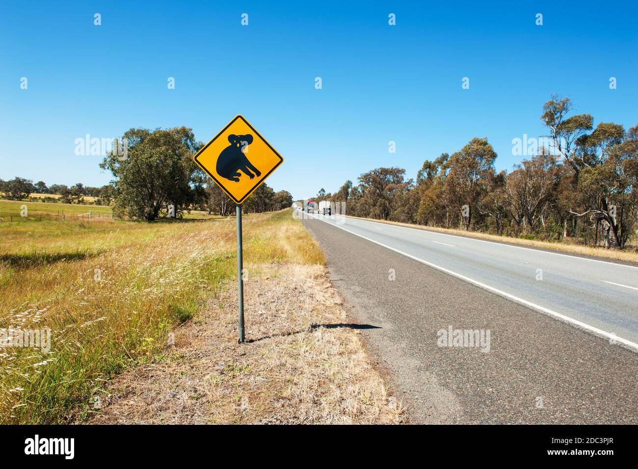 Koala warning sign near the Australian highway Stock Photo - Alamy