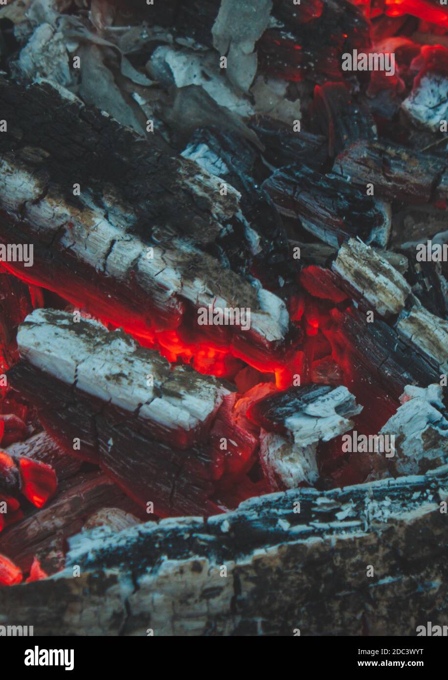 Smoldering red hot charcoal for barbecue top view Stock Photo - Alamy