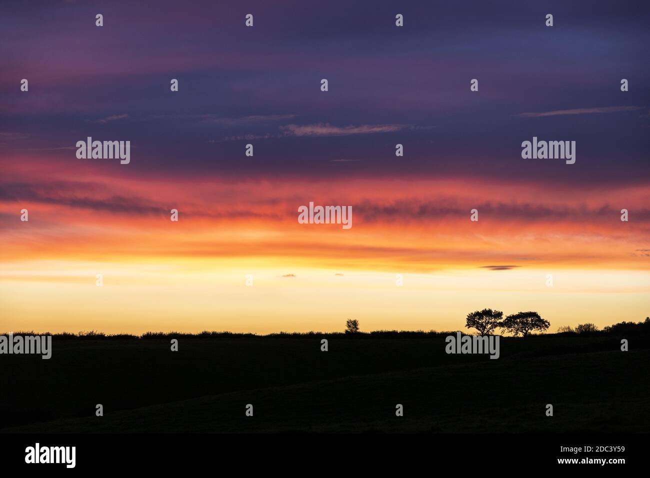 October sunsets hi-res stock photography and images - Alamy