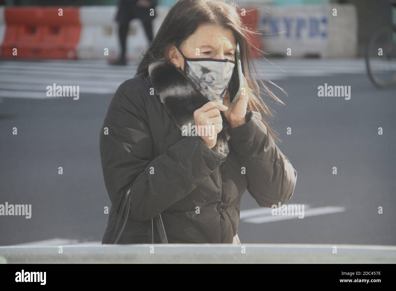 New York, USA. 18th Nov, 2020. (NEW) New Yorkers hit with heavy windy ...