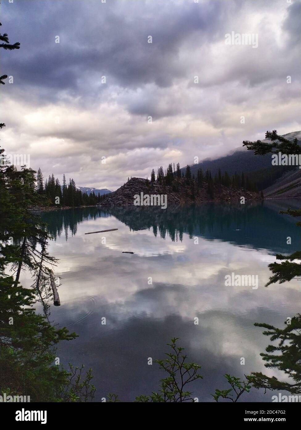 Lakeview horizon hi-res stock photography and images - Alamy