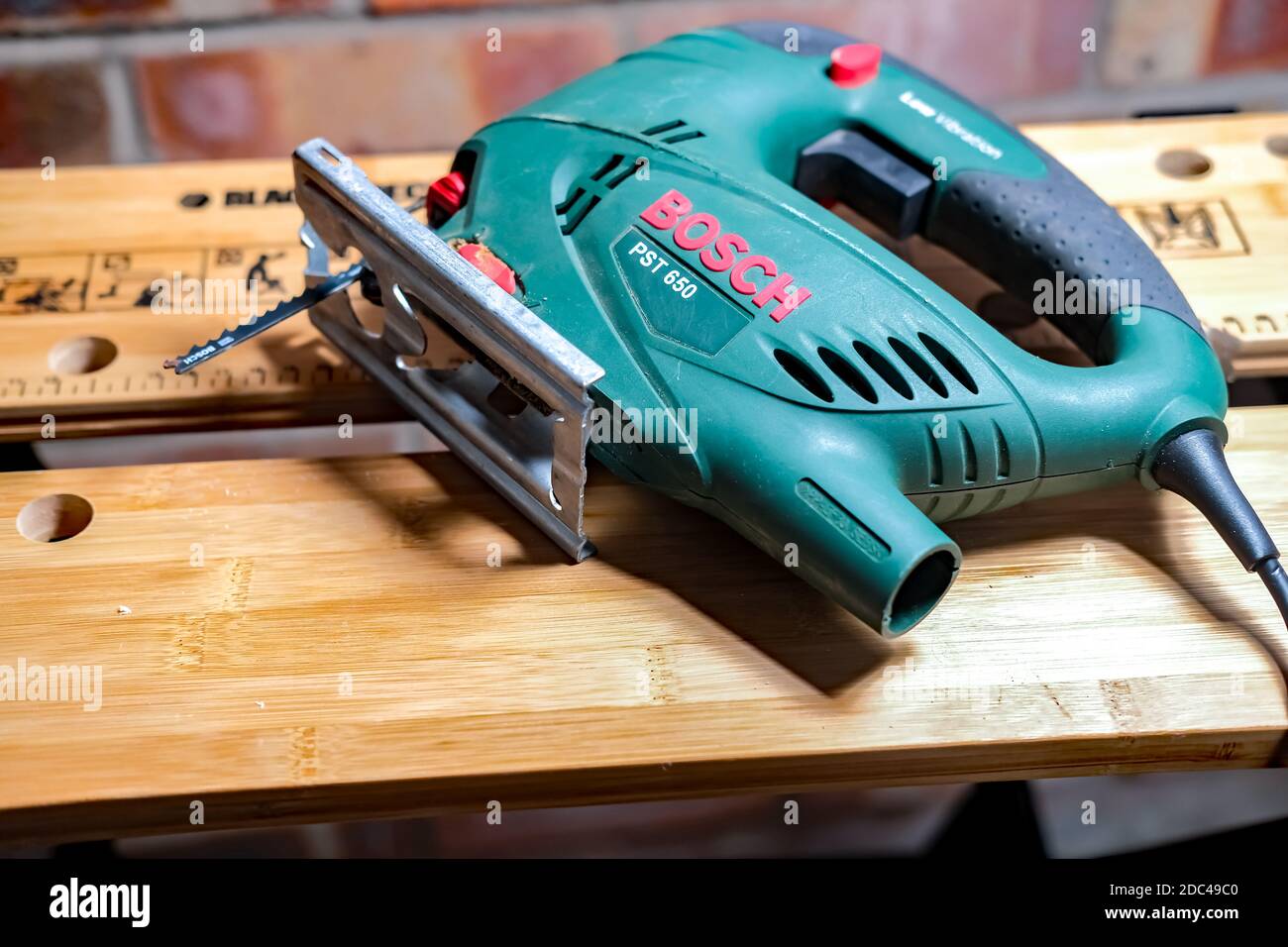 Black decker workmate work bench hi-res stock photography and images ...