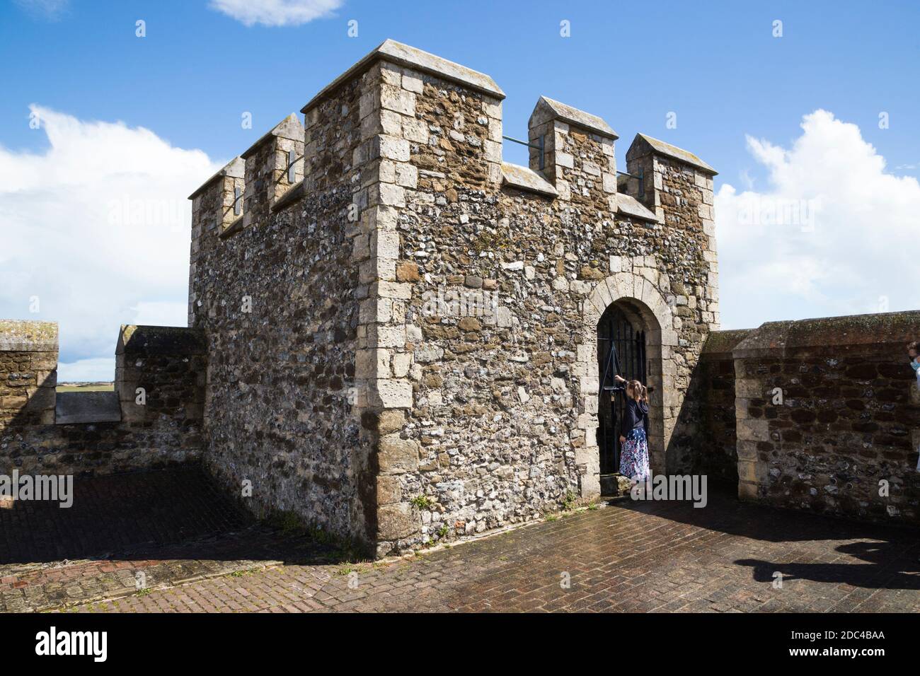 Dover castle walls and keep hi-res stock photography and images - Alamy