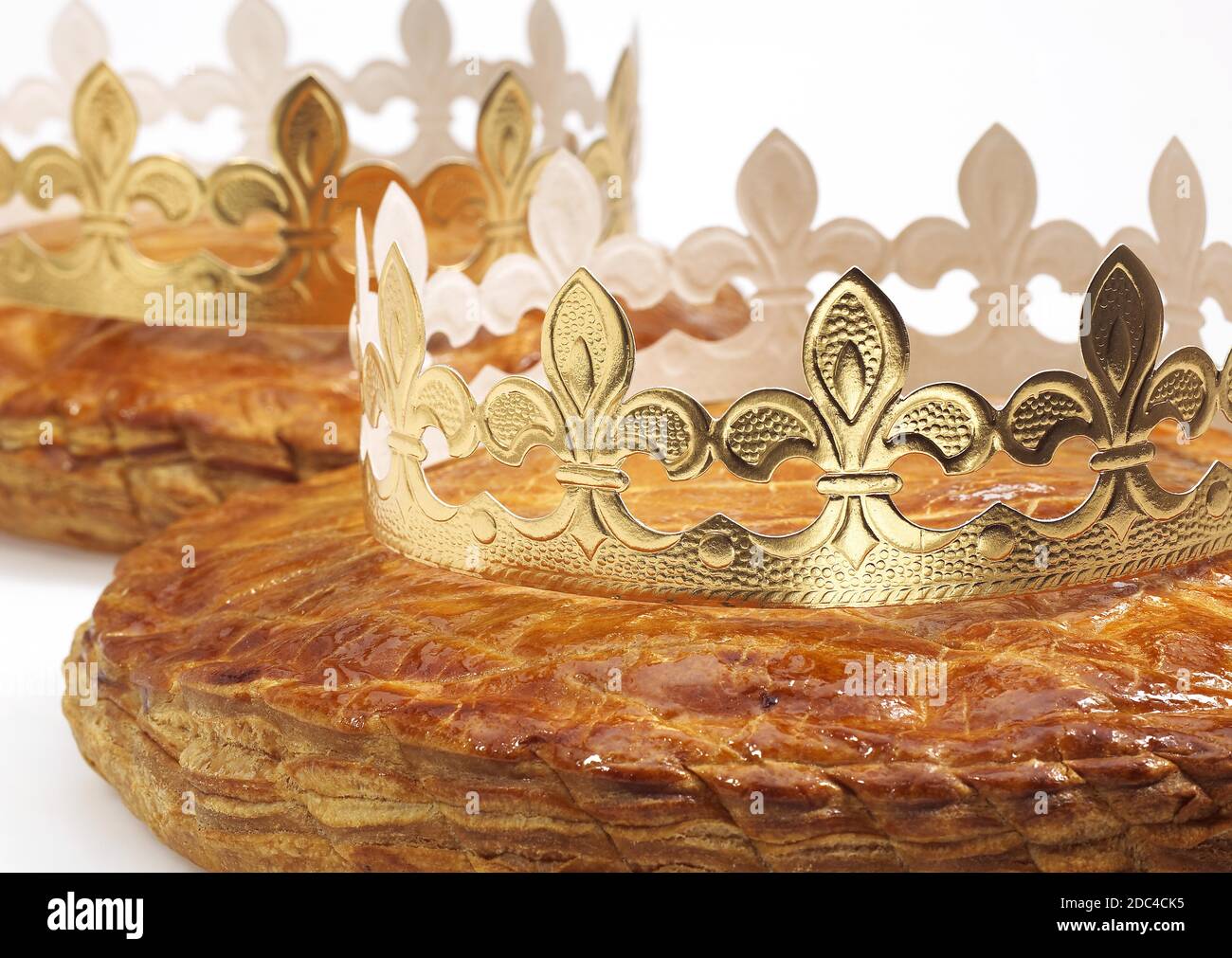 GALETTE DES ROIS, FRENCH KING CAKE CELEBRATING EPIPHANY Stock Photo - Alamy