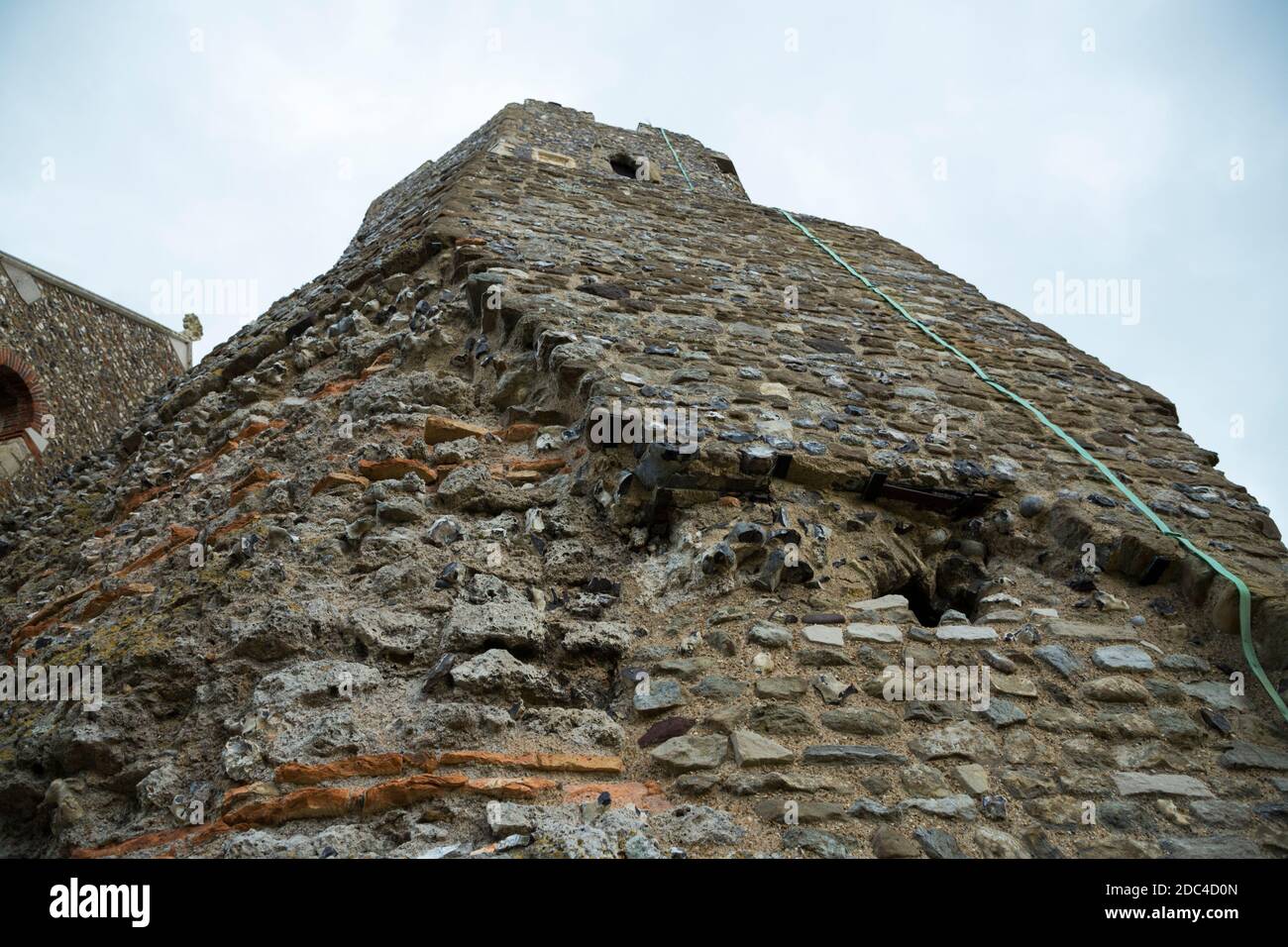 Ruins of roman lighthouse hi-res stock photography and images - Alamy