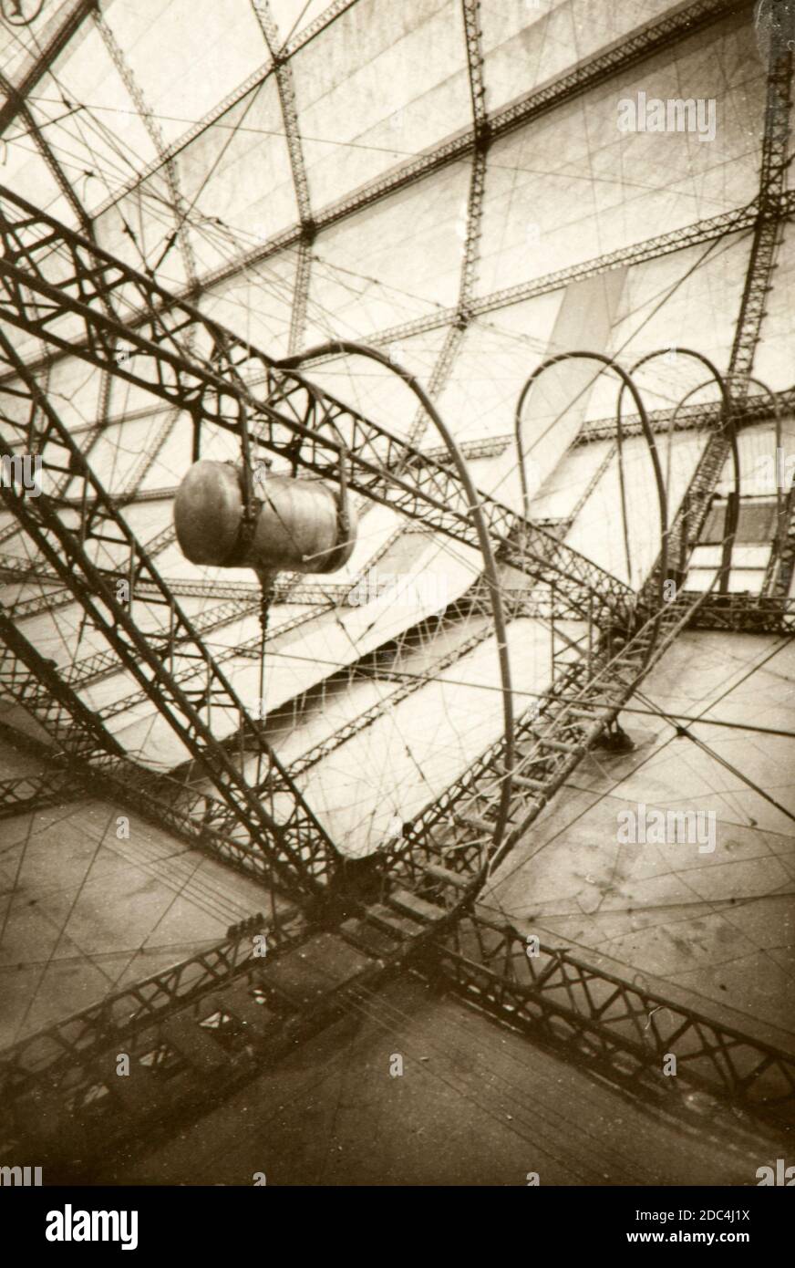 Construction works of the Bodensee airship (1919 Stock Photo - Alamy
