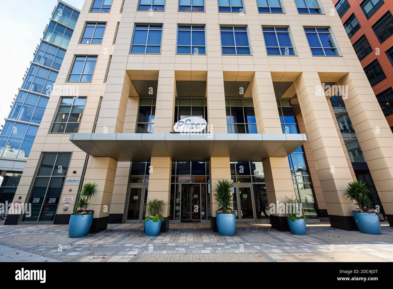 Drug distribution programs hi-res stock photography and images - Alamy