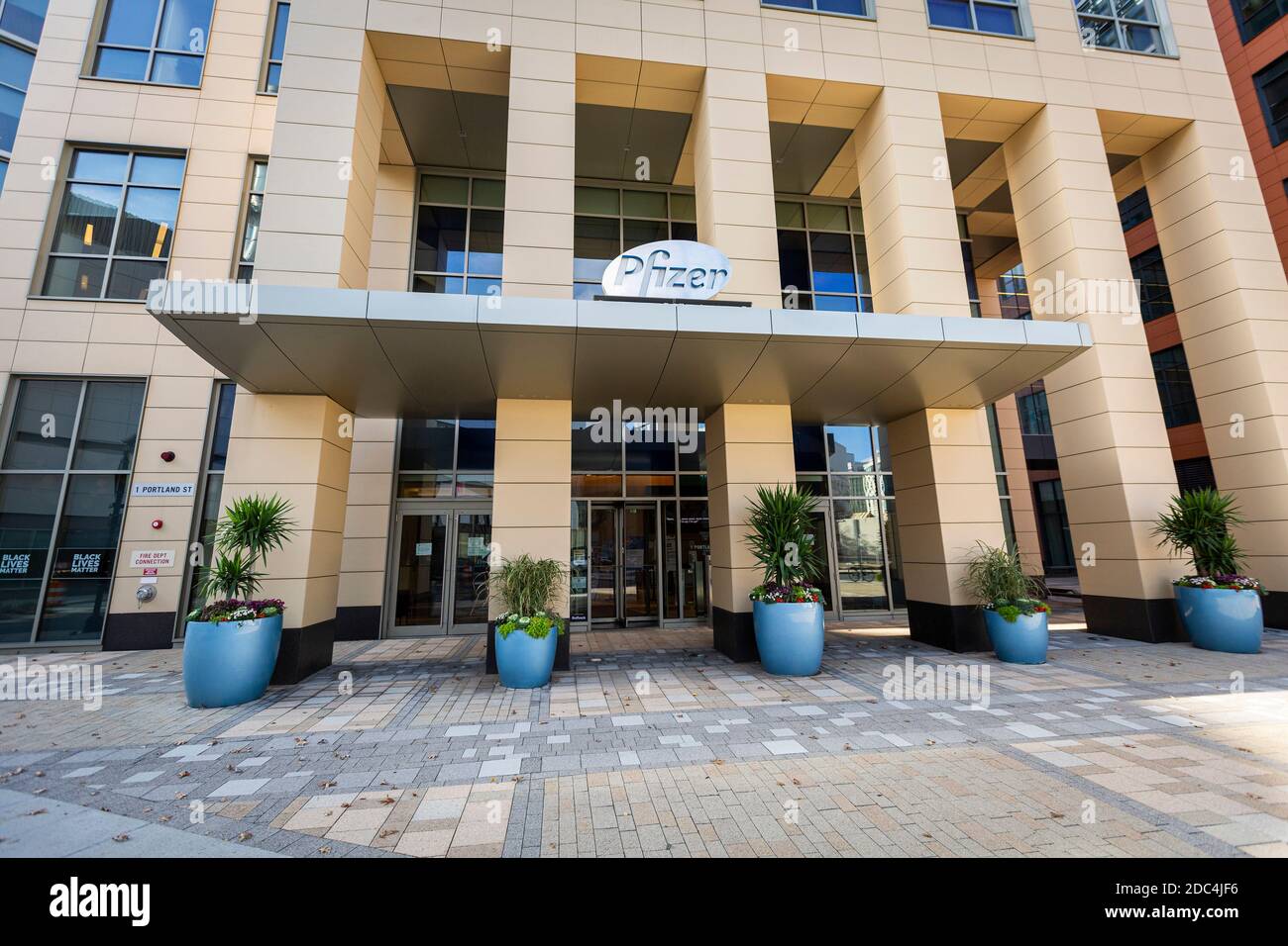 Drug distribution programs hi-res stock photography and images - Alamy