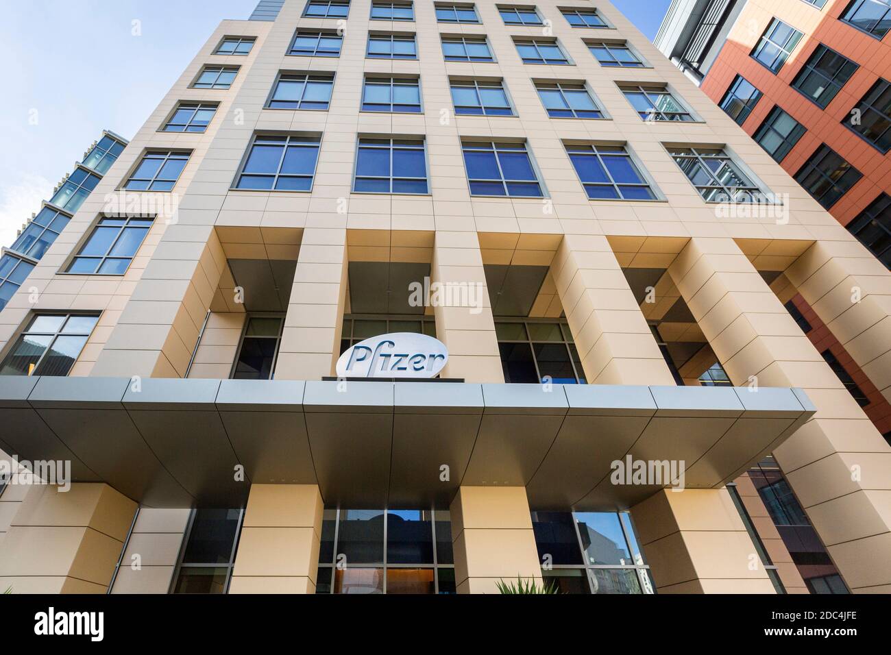 Drug distribution programs hi-res stock photography and images - Alamy