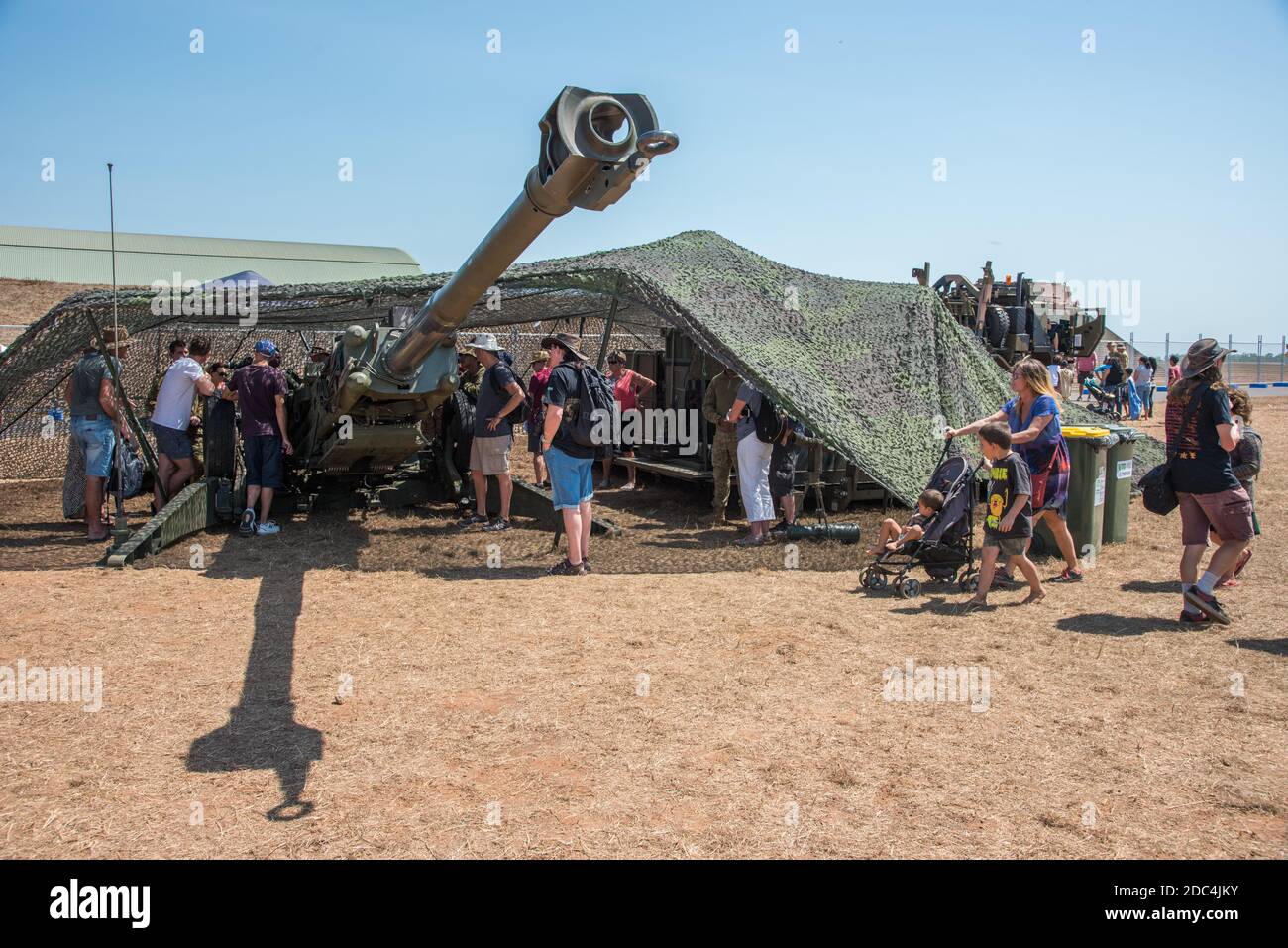 Darwin defense hi-res stock photography and images - Alamy