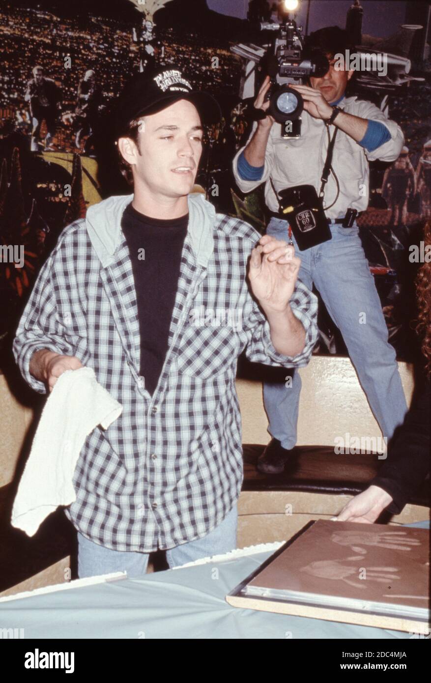 Beverly Hills 90210 Actor Luke Perry at Planet Hollywood in New York ...