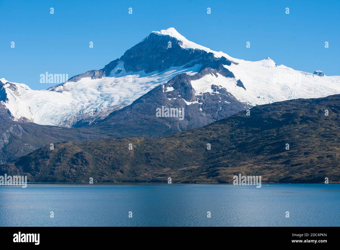 The southern coast of Chile presents a large number of fjords and fjord ...