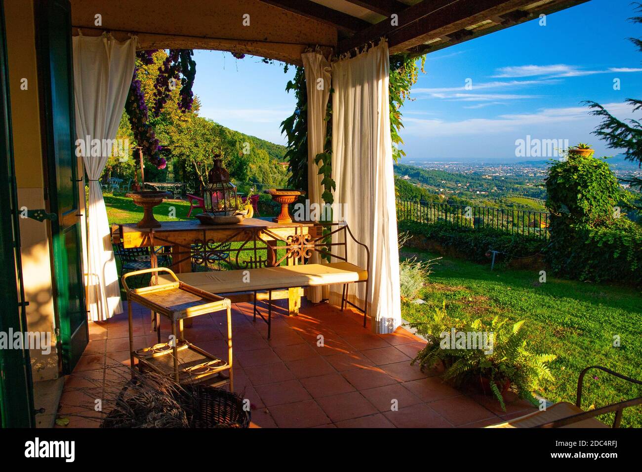 Italy Veranda High Resolution Stock Photography and Images - Alamy