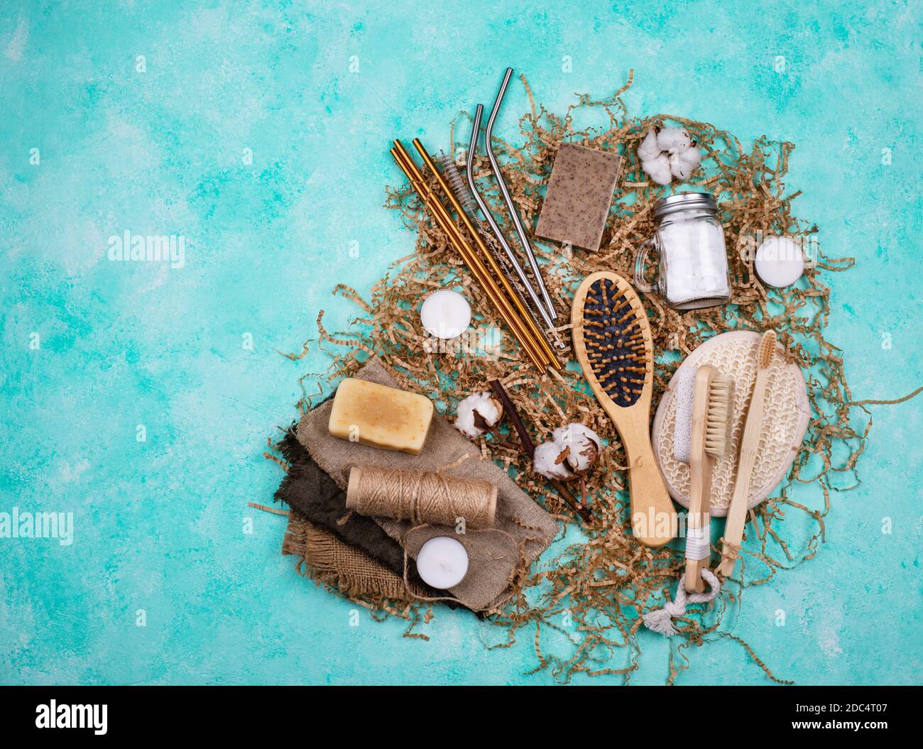 Plastic reuse craft hi-res stock photography and images - Alamy