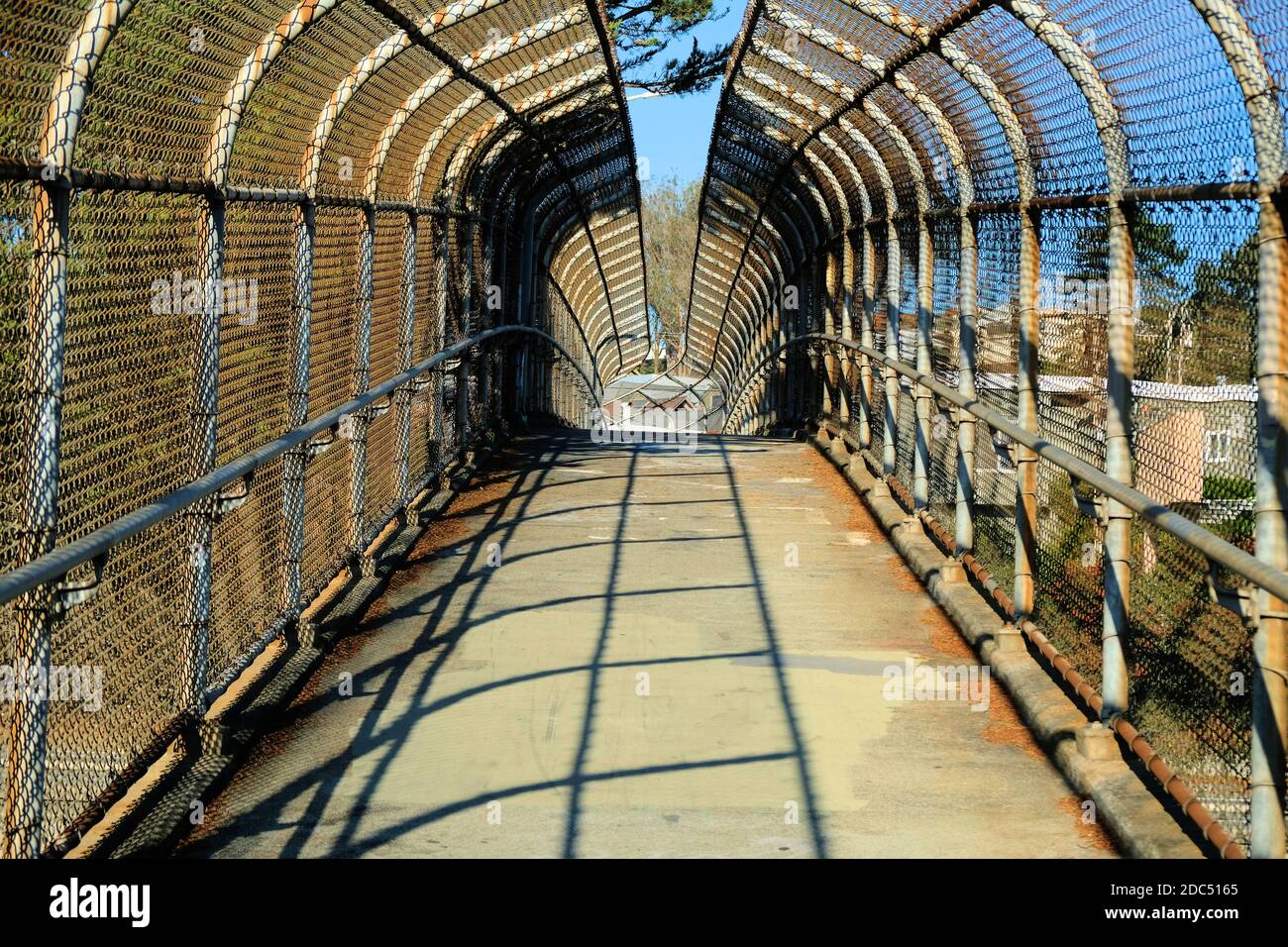 Overcrossing hi-res stock photography and images - Alamy