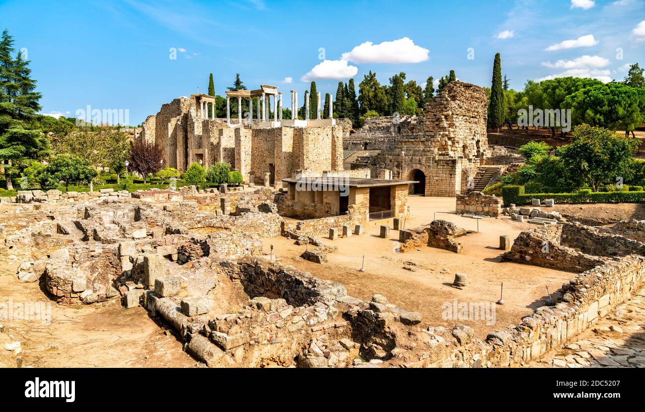 Roman amphitheatre in merida hi-res stock photography and images - Alamy