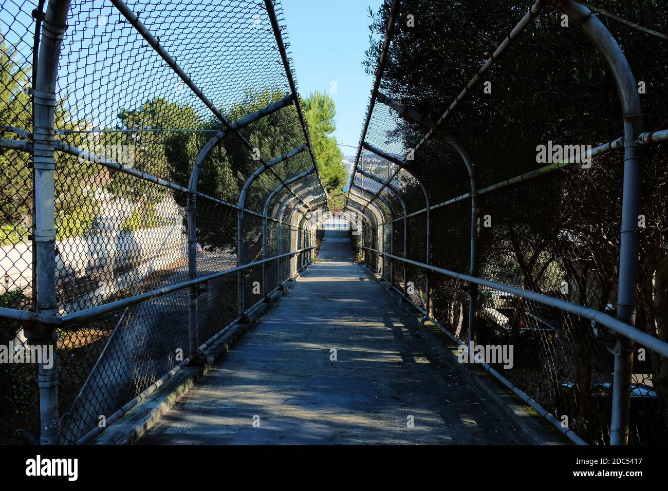 Overcrossing over crossing hi-res stock photography and images - Alamy