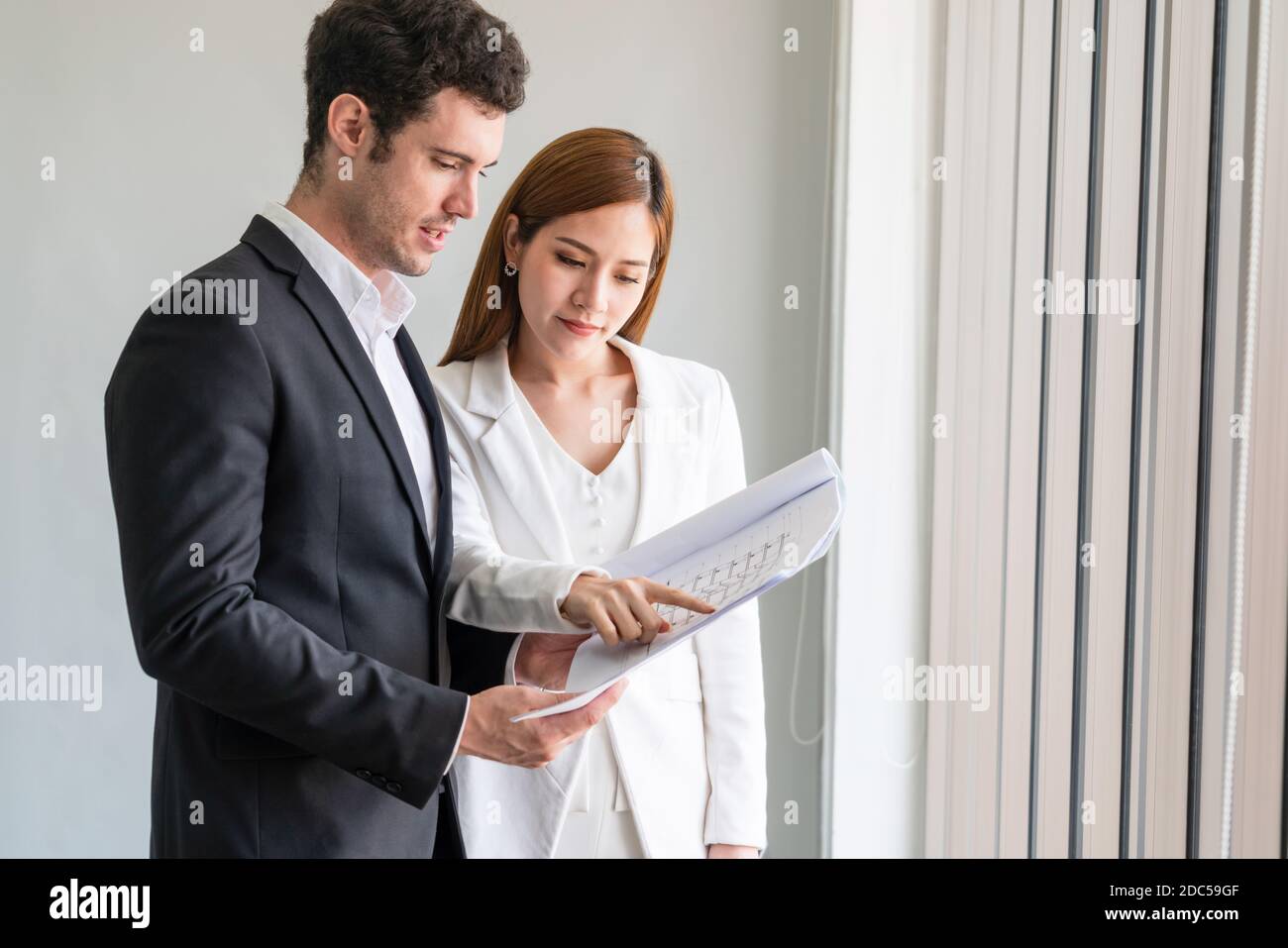 Workplace client hi-res stock photography and images - Alamy
