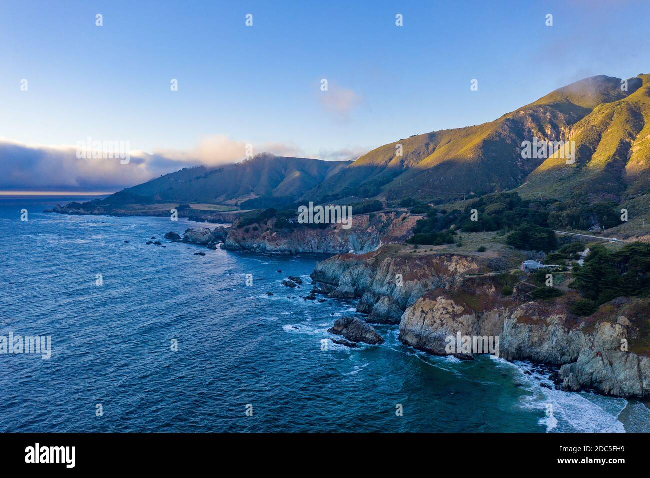 Rocky creek bridge spandrel hi-res stock photography and images - Alamy