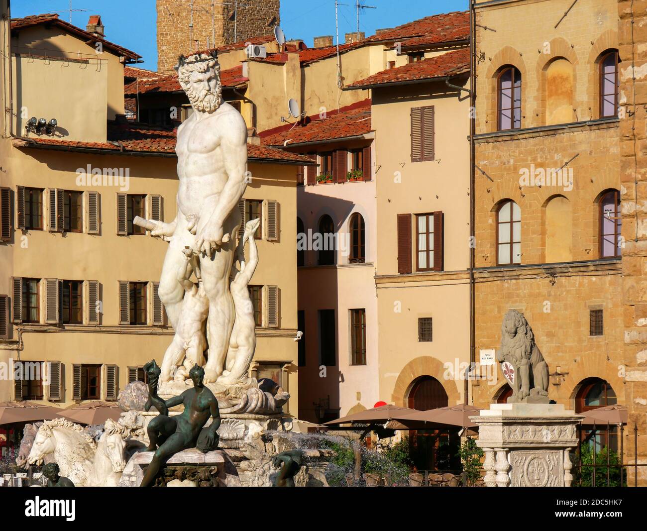 Statue of Neptune by Bartolomeo Ammannati 1565, in the Piazza della ...