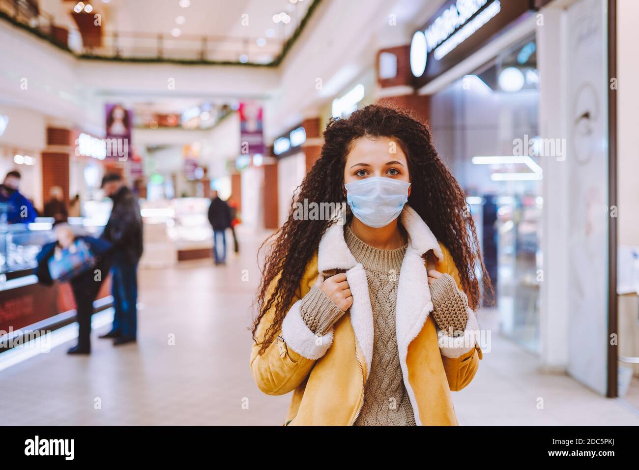 Medical shopping mall hi-res stock photography and images - Alamy