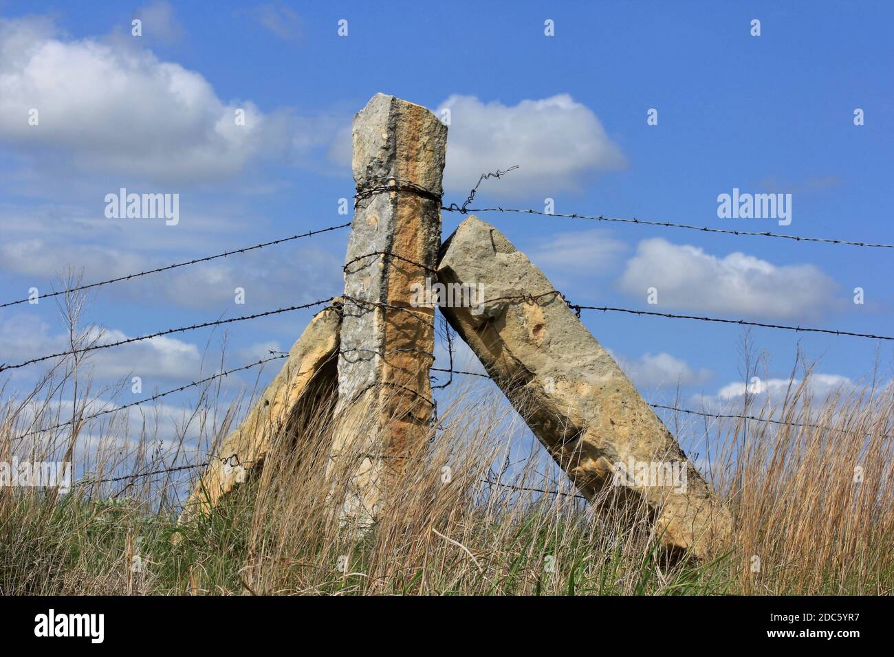 Corner stone hi-res stock photography and images - Alamy