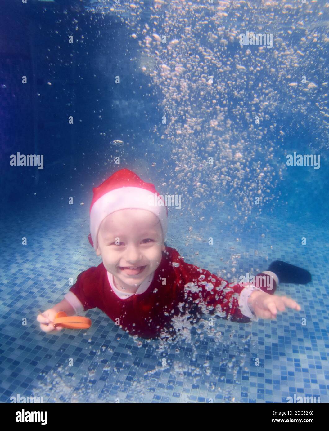 Baby Swimming Underwater High Resolution Stock Photography and Images ...