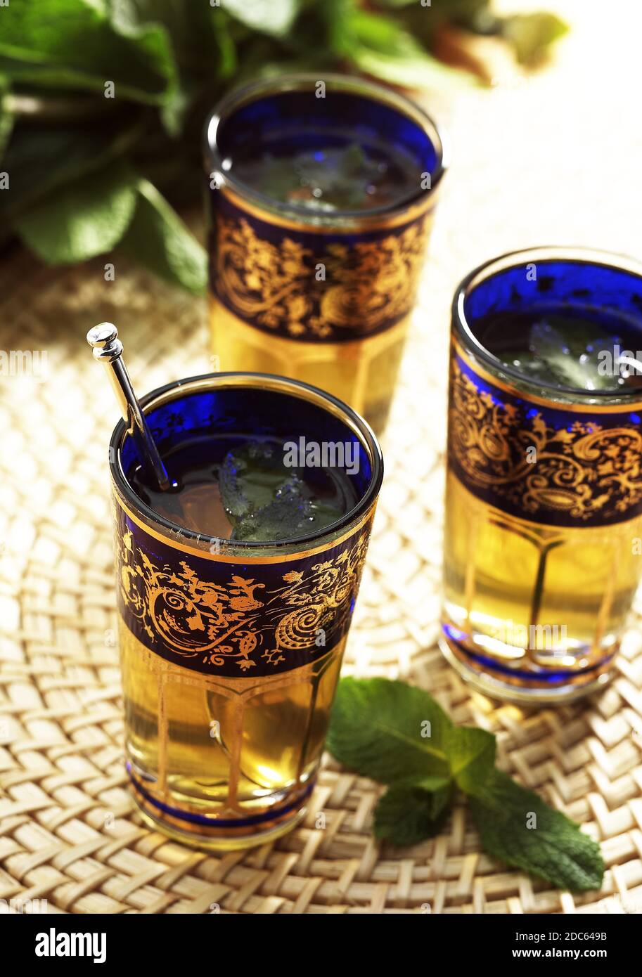 GLASSES OF MINT TEA, MAROCCO Stock Photo - Alamy