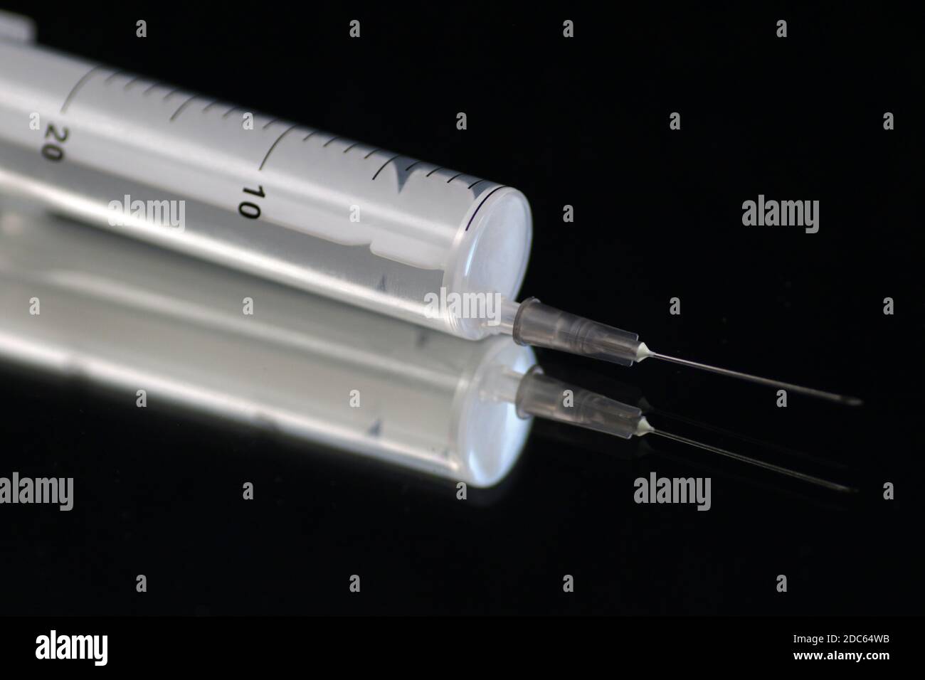 Isolated glass plastic vaccine hi-res stock photography and images - Alamy