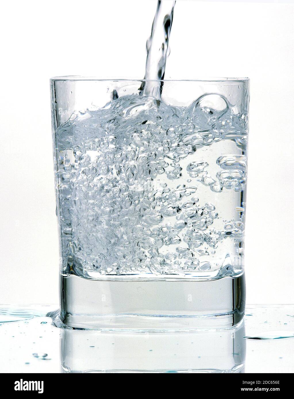 GLASS OF WATER AGAINST WHITE BACKGROUND Stock Photo - Alamy