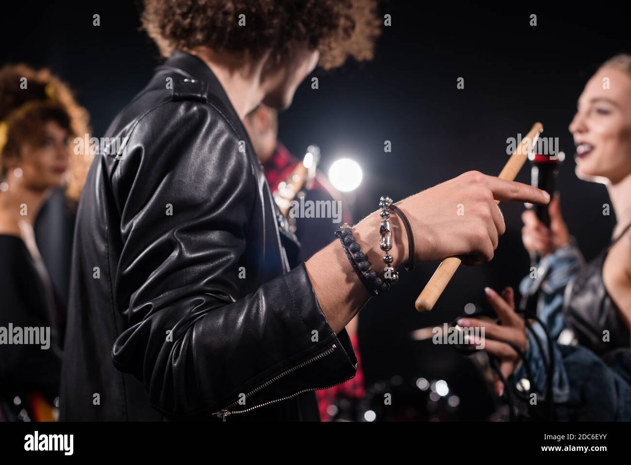 Man pointing finger backlit hi-res stock photography and images - Alamy