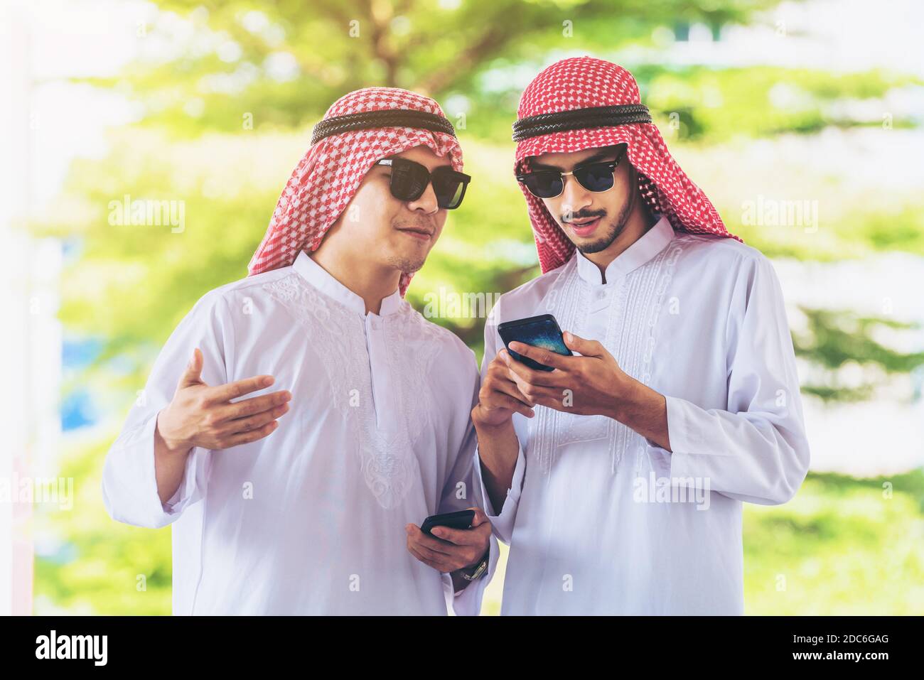 Arabic arab male adult hi-res stock photography and images - Alamy
