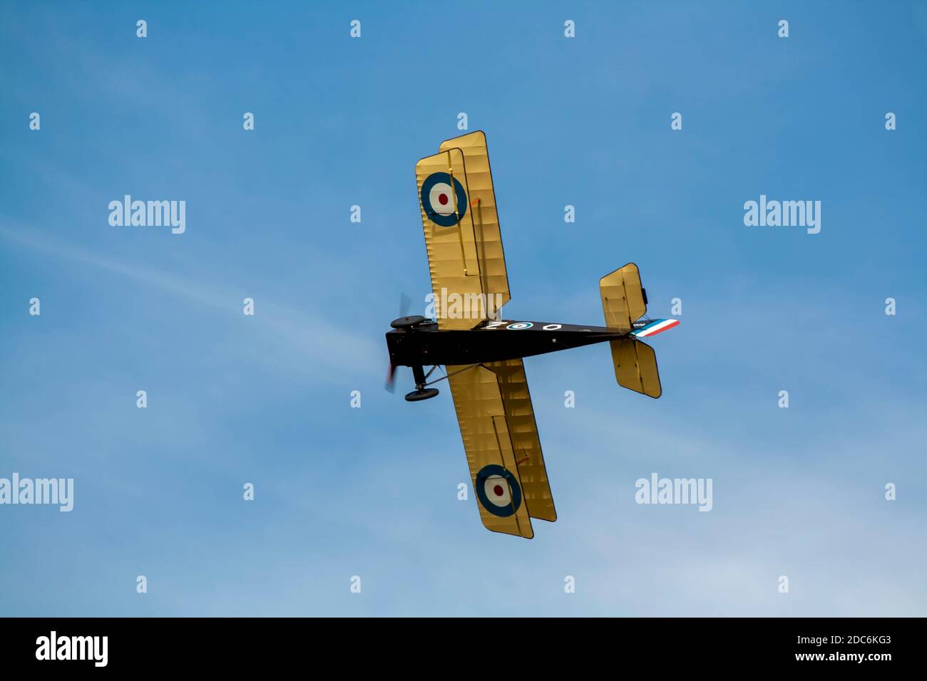 A replica Royal Aircraft Factory SE5 fighter plane Stock Photo - Alamy