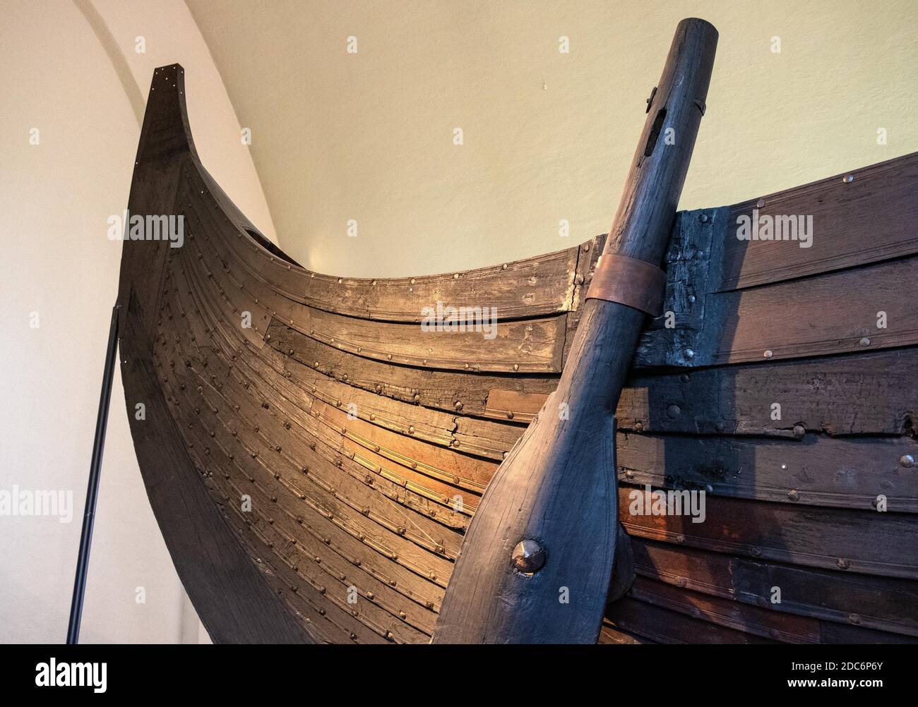 Oslo, Ostlandet / Norway - 2019/08/31: Gokstad ship excavated from ship ...