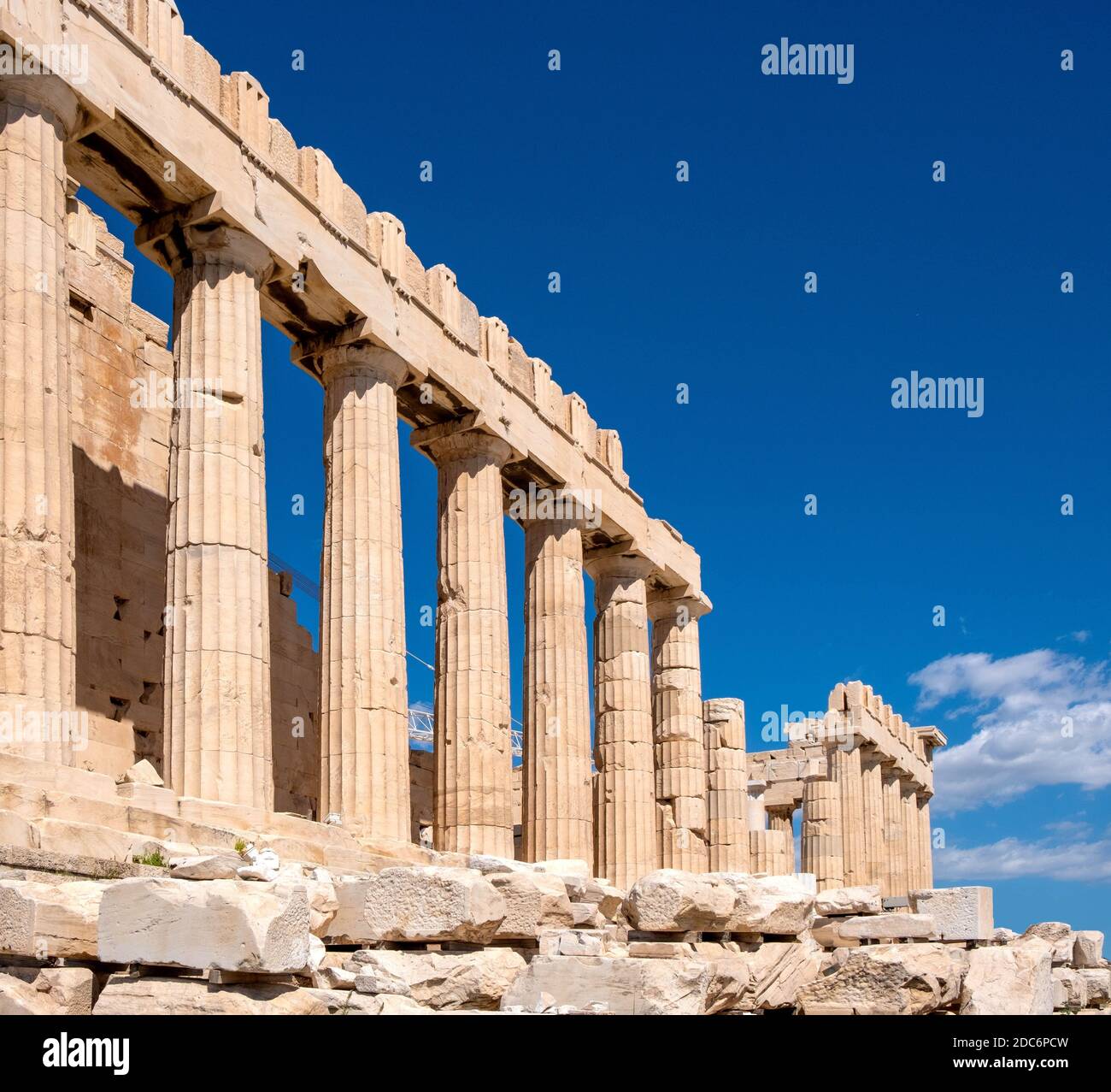Limestone column the parthenon hi-res stock photography and images - Alamy