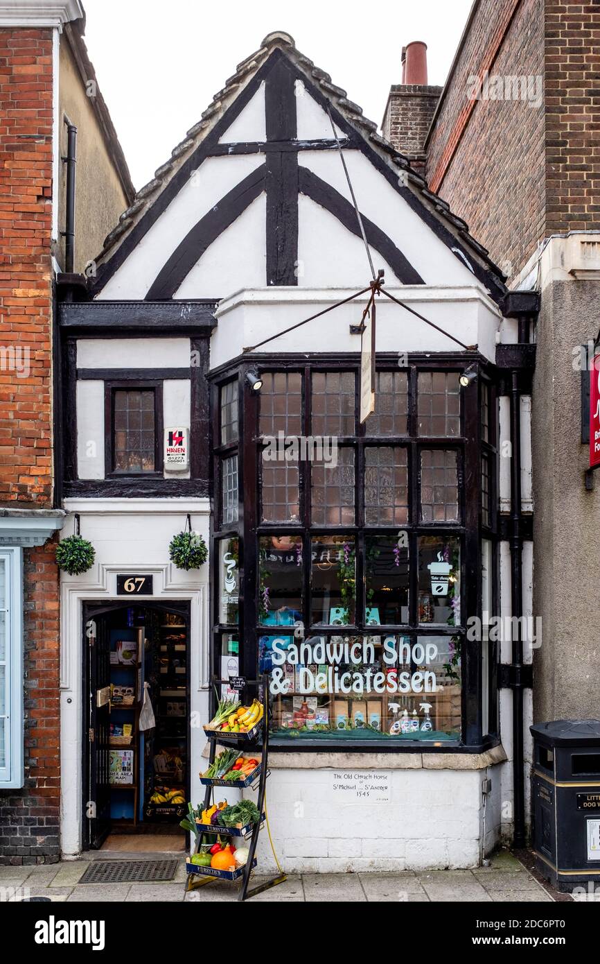 Sandwich shop exterior hi-res stock photography and images - Alamy