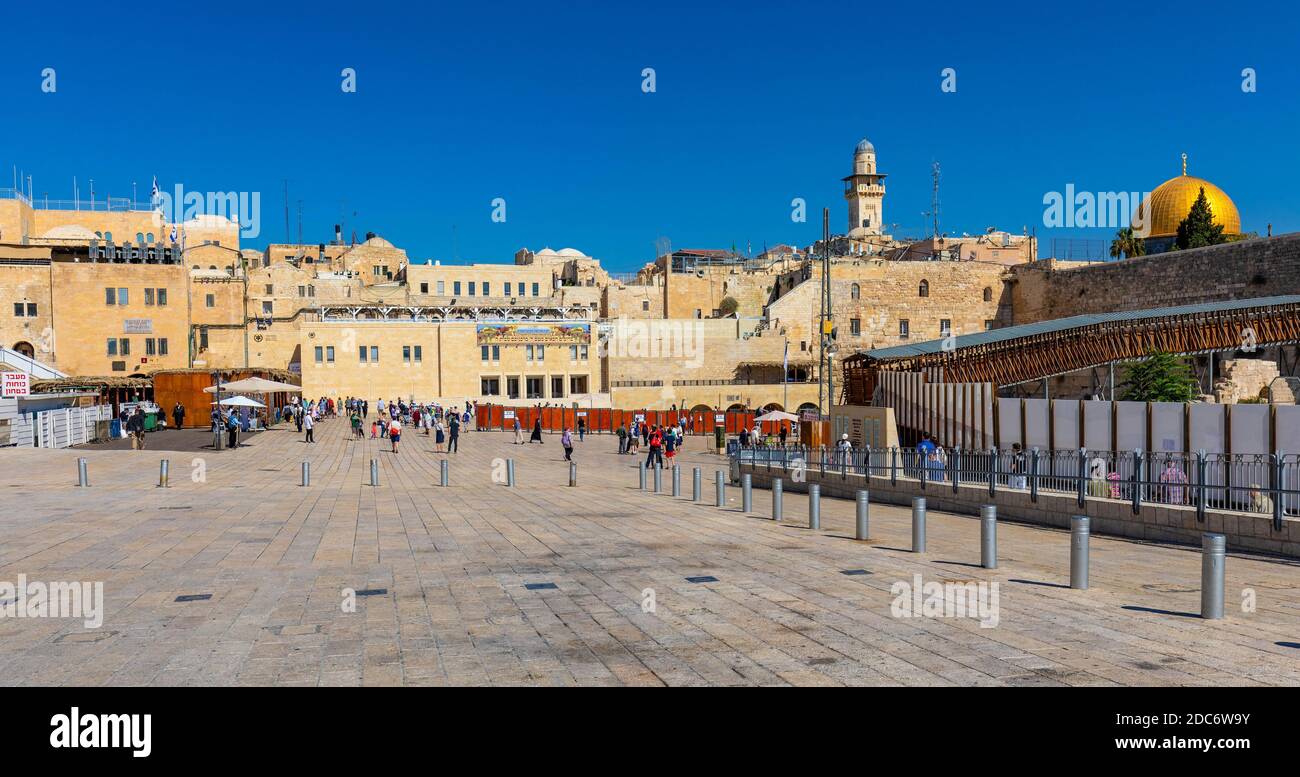 Jerusalem / Israel - 2017/10/13: Panoramic view of Western Wall Plaza ...