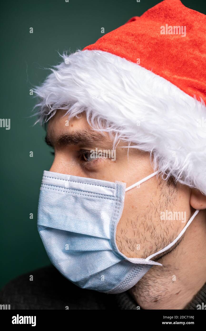 Santa claus in green hi-res stock photography and images - Alamy