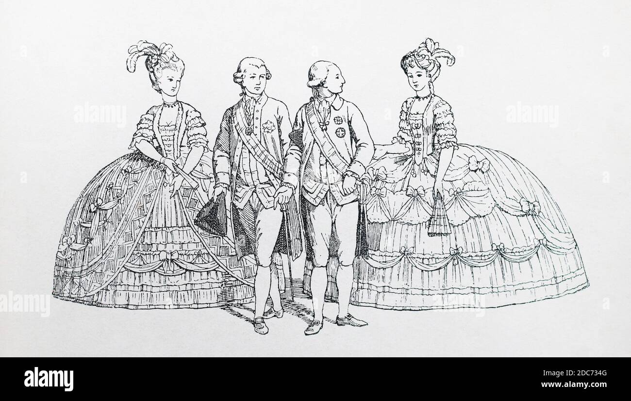 Medieval mens clothing hi-res stock photography and images - Alamy